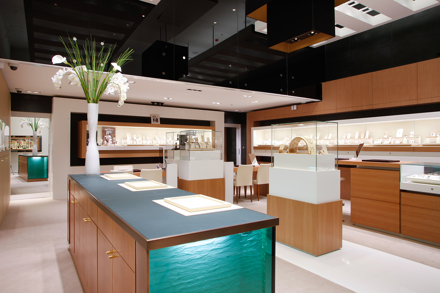 Maison Azuelos - Coordonnées et horaires des joailleries Azuelos